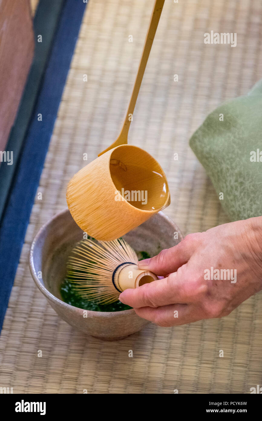 Traditional Japanese tea ceremony Stock Photo - Alamy