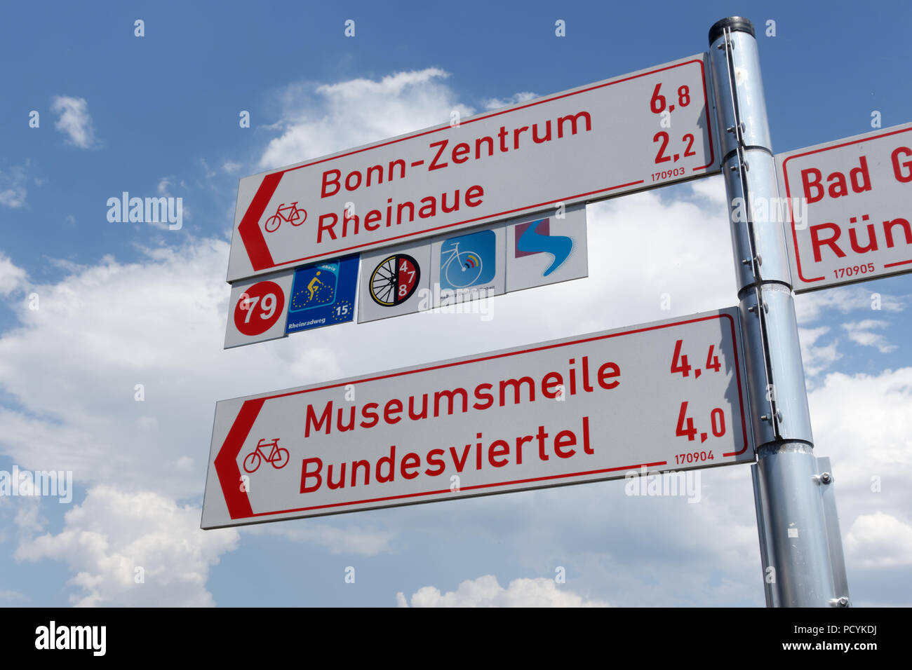 Signpost Distance Direction Km High Resolution Stock Photography and ...