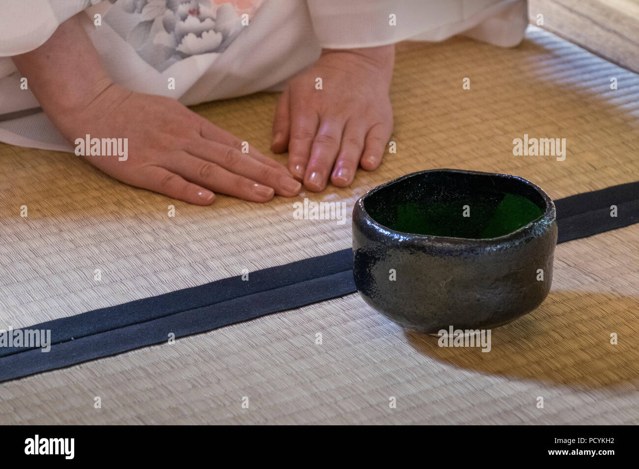 Traditional Japanese tea ceremony Stock Photo - Alamy