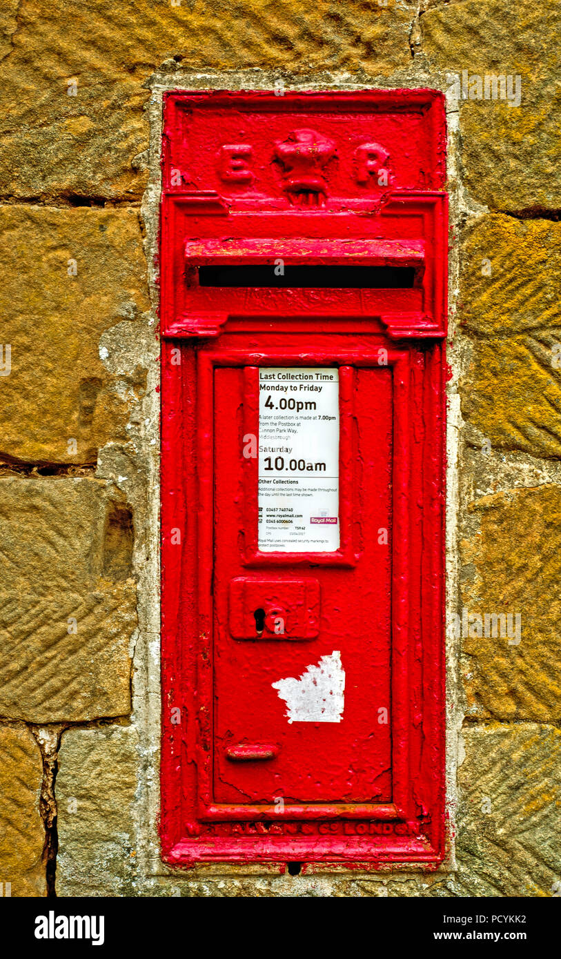 Er post box hi-res stock photography and images - Alamy