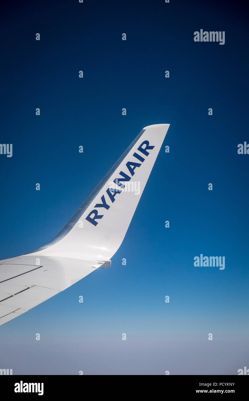 Wing view ryanair logo hi-res stock photography and images - Alamy