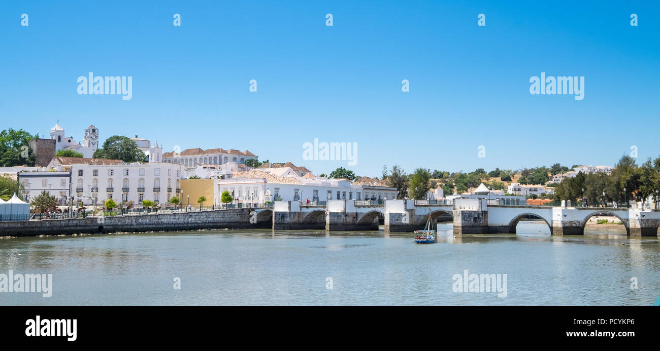 Tavira portugal bridge hi-res stock photography and images - Alamy