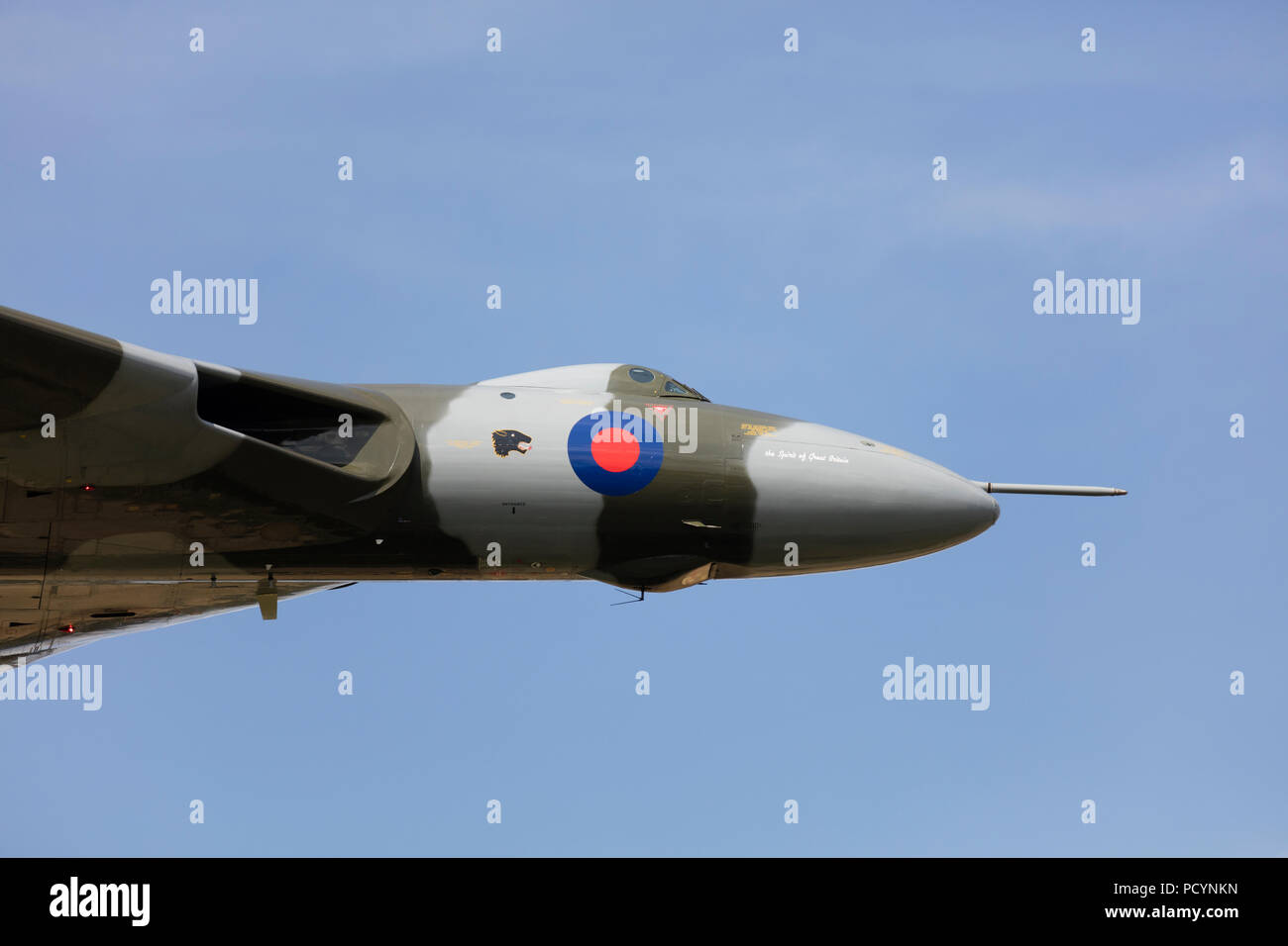 The Vulcan Bomber XH558 Cold War delta wing jet in mid-flight during ...