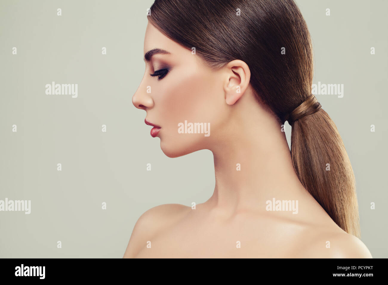 Beautiful Woman Portrait. Female Model Girl with Healthy Skin and Hair ...