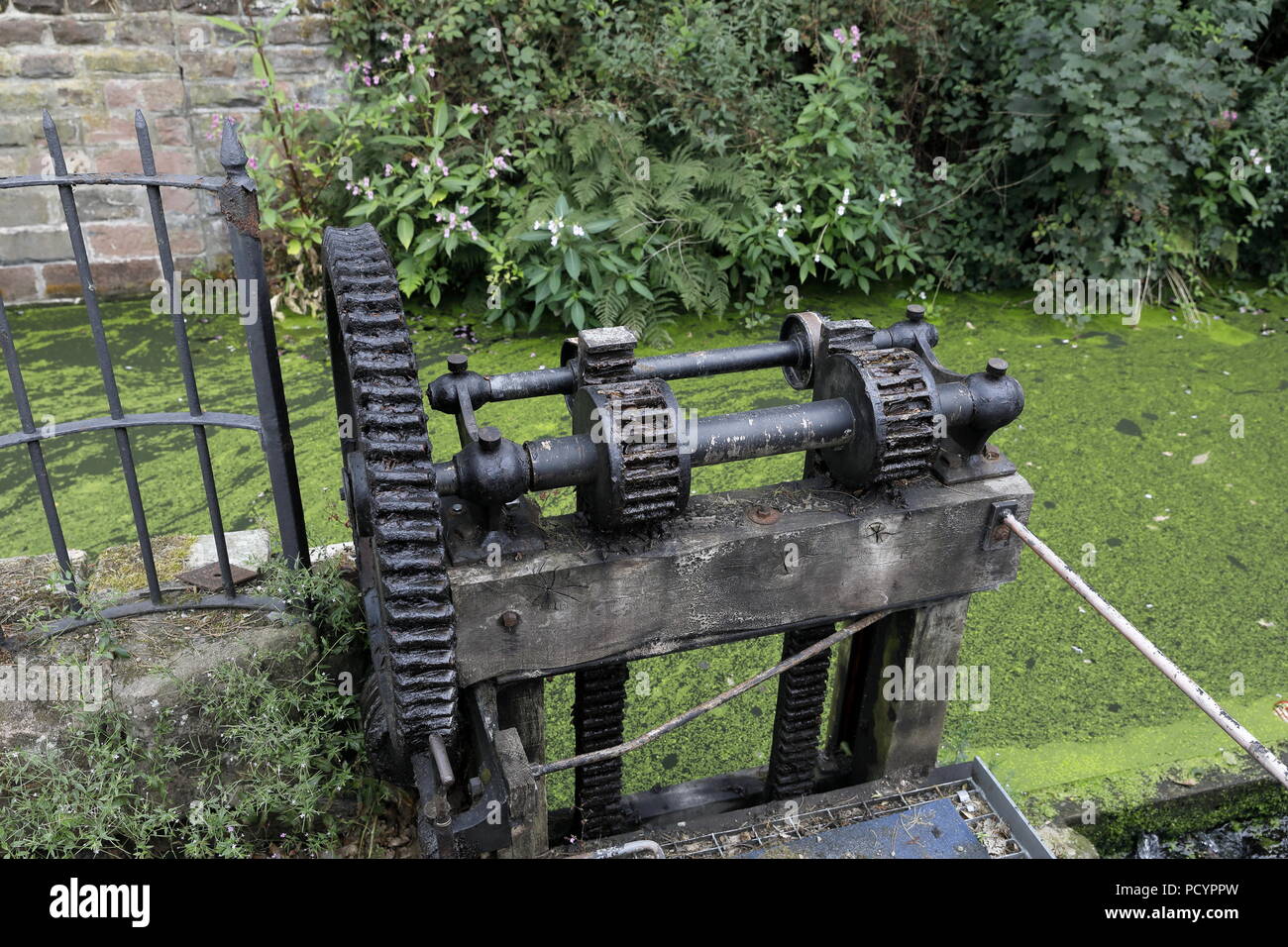 Britain 18th industrial revolution hi-res stock photography and images ...