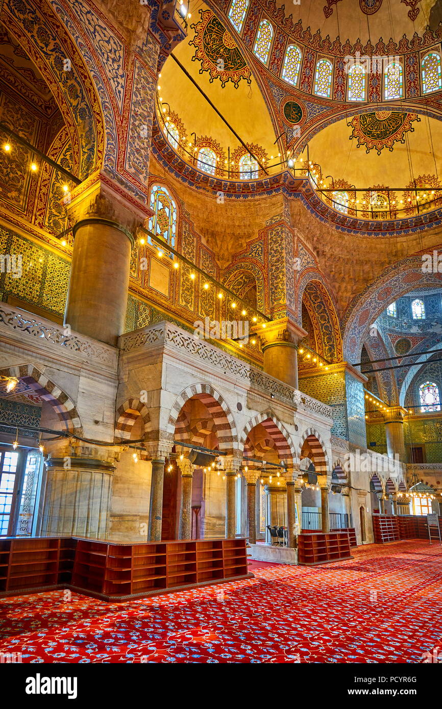 Inside Beautiful Mosques