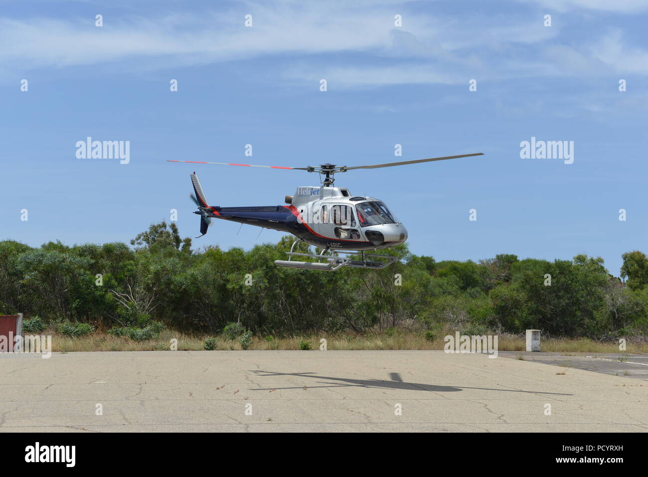 Helixcom helicopter hi-res stock photography and images - Alamy