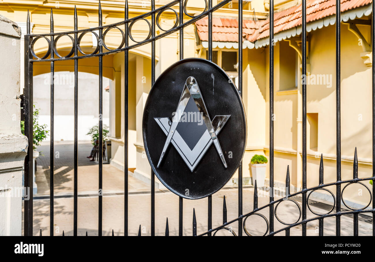 Gates to the Victoria Masonic Temple with Freemasonry badge, Slave ...