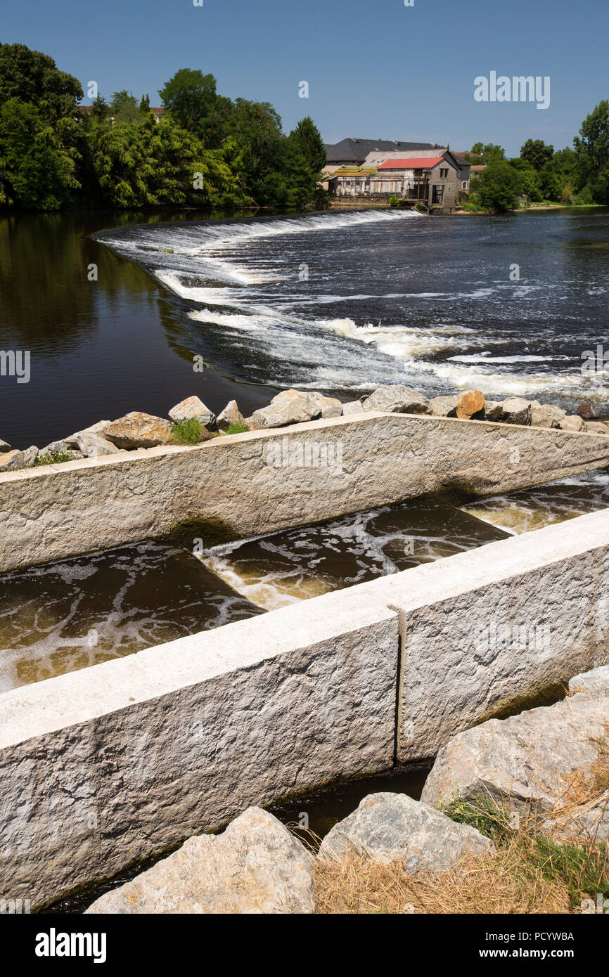 Weir fish ladder hi-res stock photography and images - Alamy