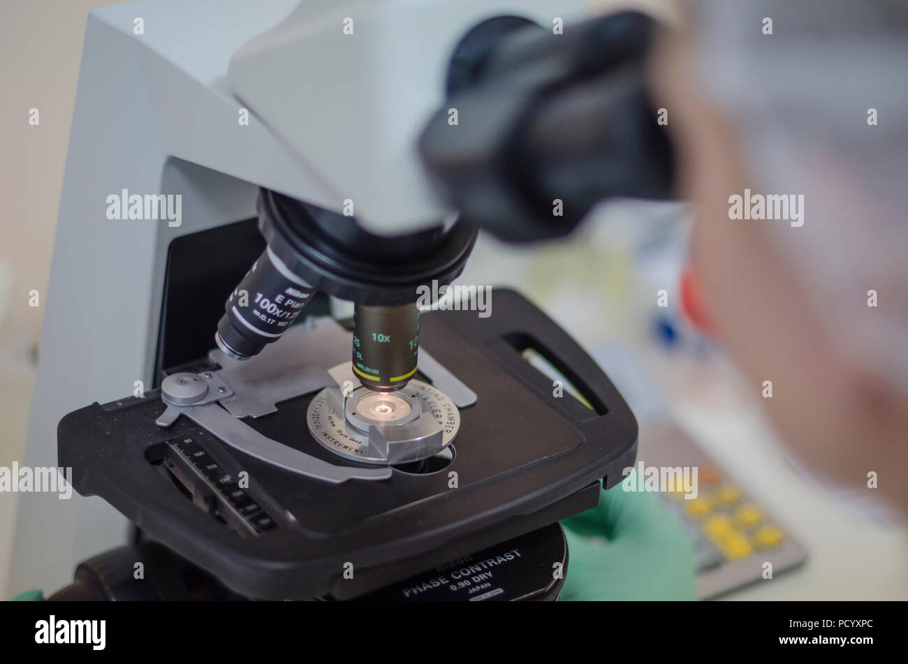 Microscope in the laboratory Stock Photo - Alamy