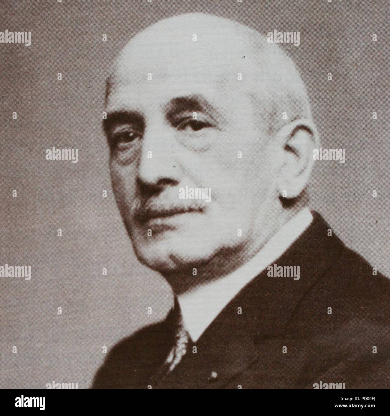 Pictet hi-res stock photography and images - Alamy