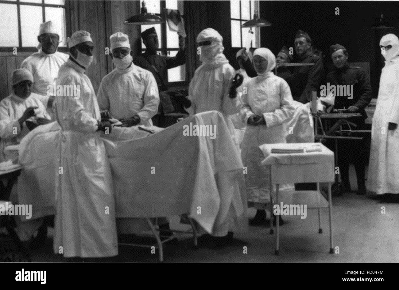 Archival operating room Black and White Stock Photos & Images - Alamy
