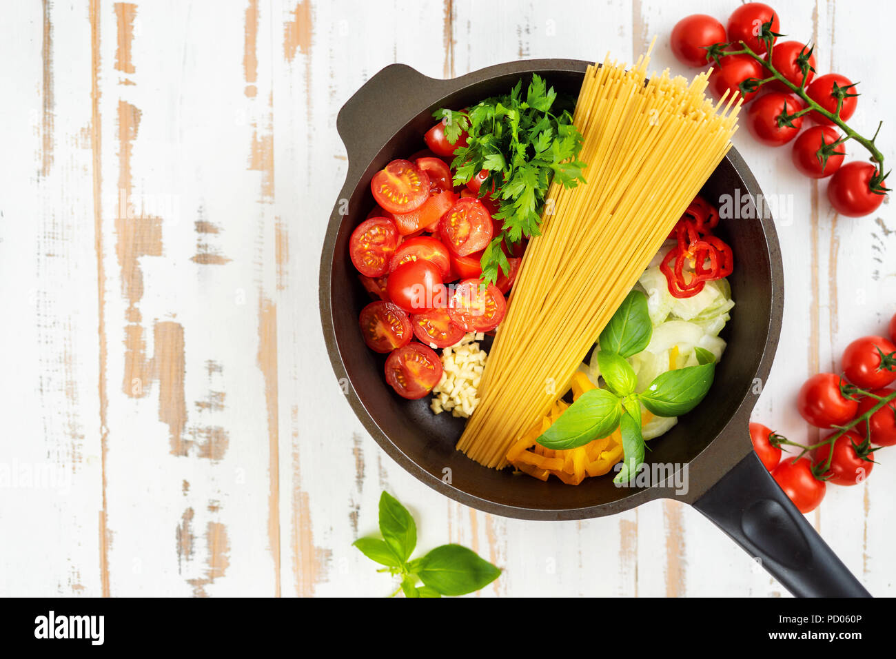 One pot pasta seeing from above Stock Photo - Alamy