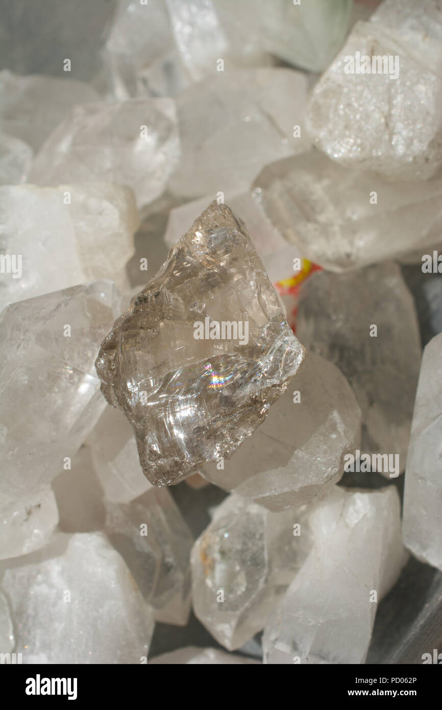 Citrine cluster hi-res stock photography and images - Alamy