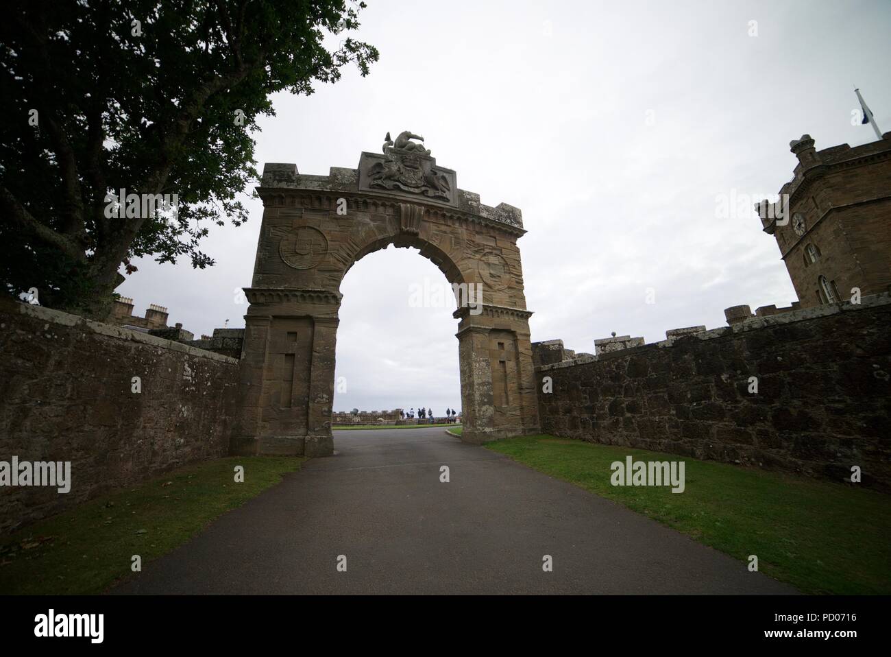 Scotland scottish arch archway hi-res stock photography and images - Alamy