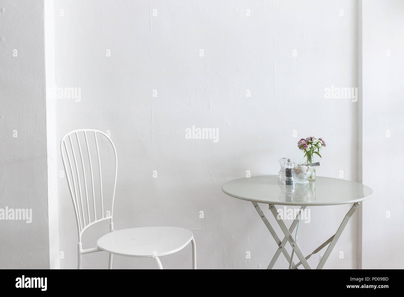 Cafe chair hi-res stock photography and images - Alamy