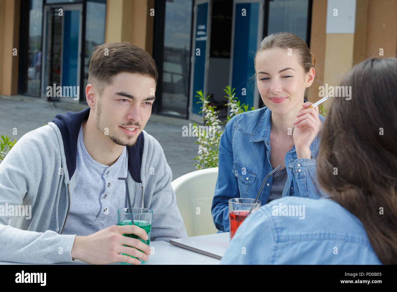 friends out drinking Stock Photo - Alamy