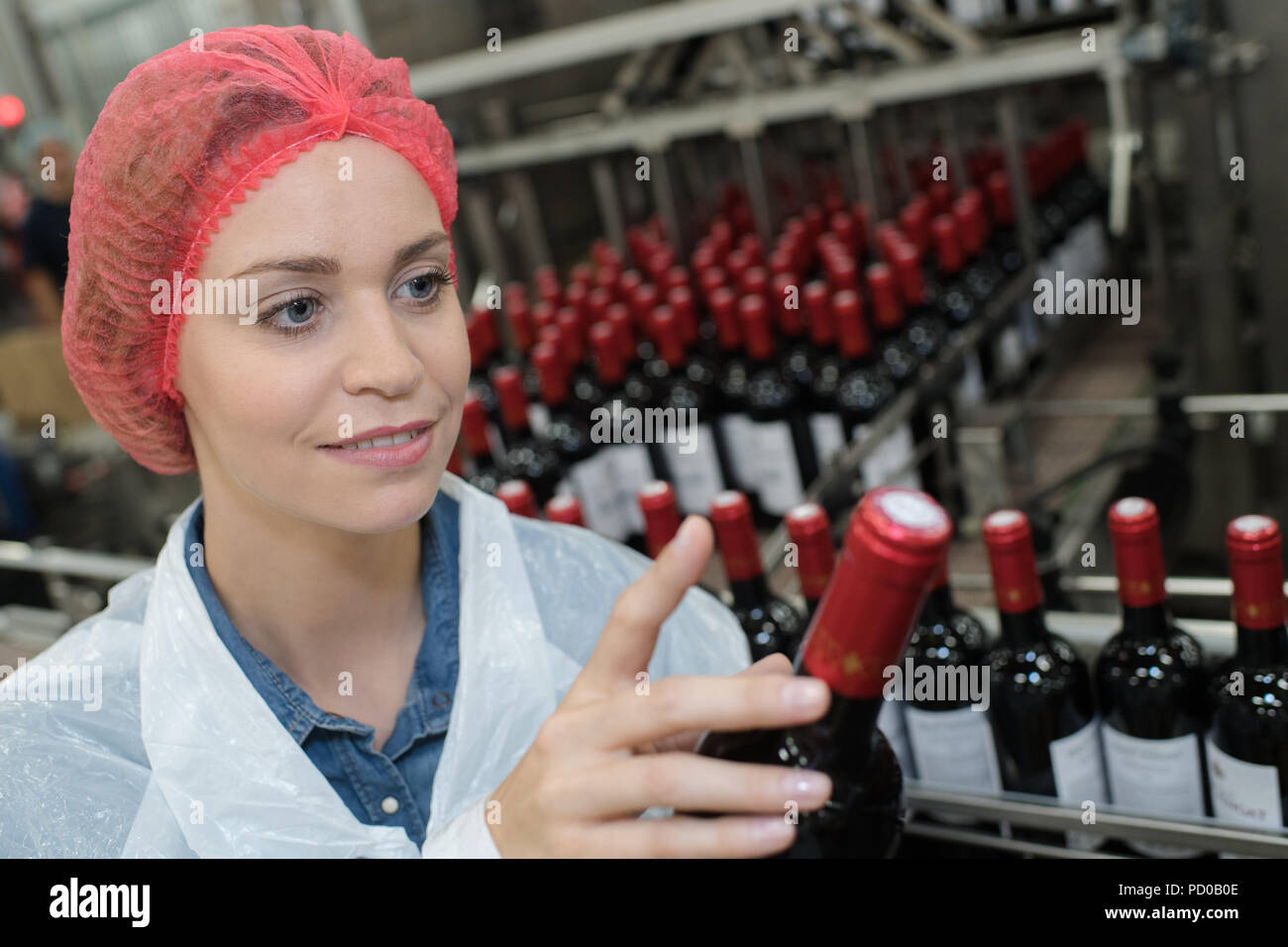 Wine process worker hi-res stock photography and images - Alamy