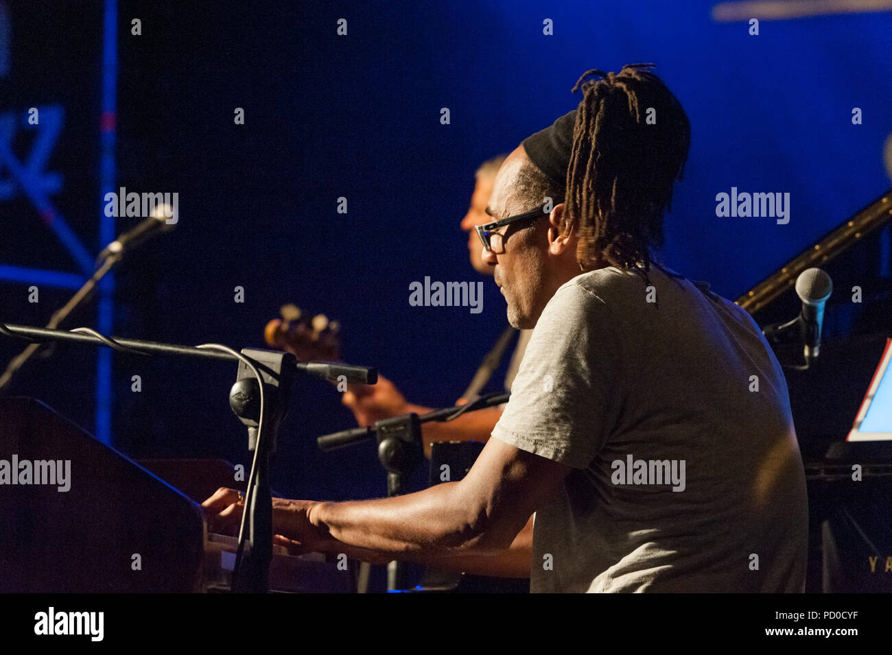 Lizz Wright Gospel High Resolution Stock Photography and Images - Alamy