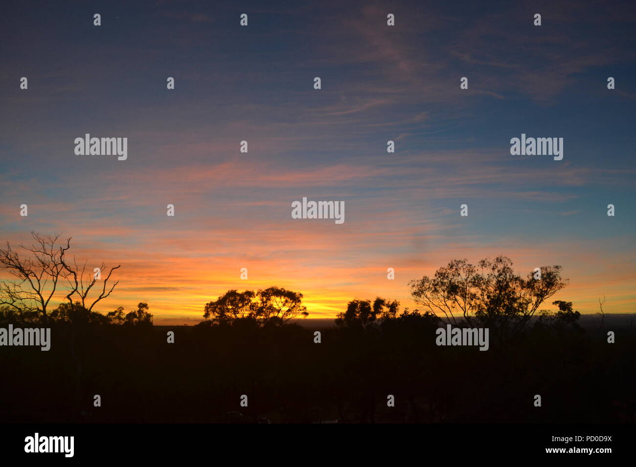 Outback sunset hi-res stock photography and images - Alamy