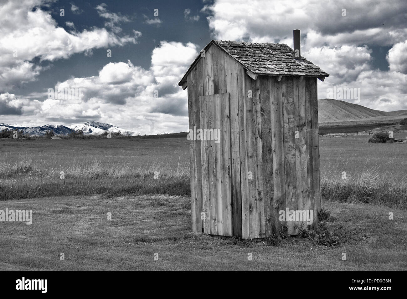 Outhouse idaho hi-res stock photography and images - Alamy