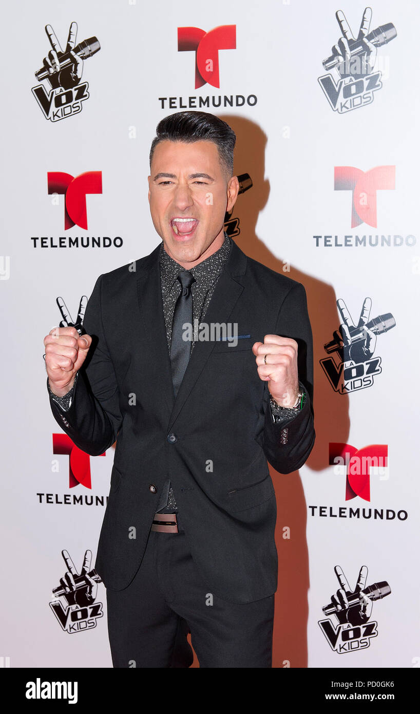 MIAMI, FL - MARCH 10: Jorge Bernal attends Telemundo's La Voz Kids ...