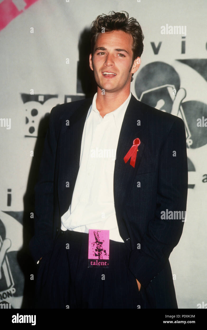 BURBANK, CA - JUNE 5: Actor Luke Perry attends the First Annual MTV ...