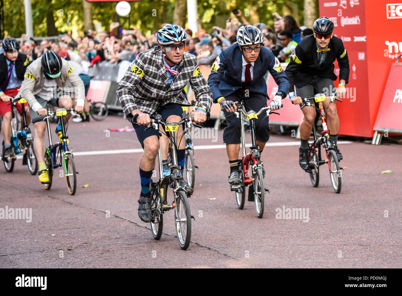 Brompton cycle World Championship final during Prudential RideLondon ...