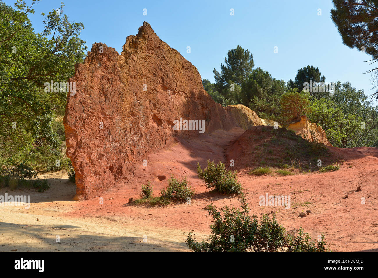 Famous of the ochre of Luberon, located 10 kilometres west of Apt and ...