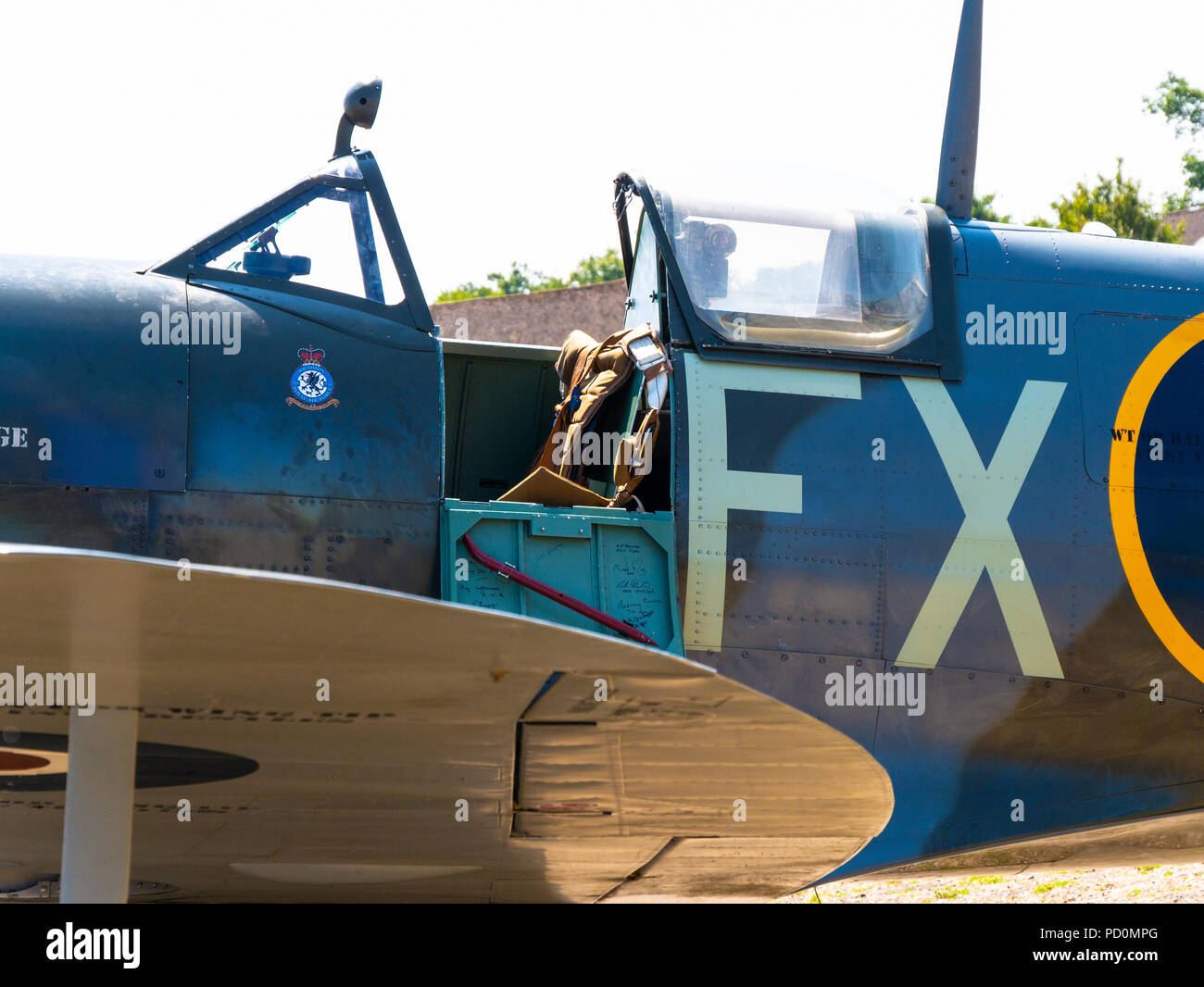 Supermarine Spitfire MKIX TD314 St George, Headcorn, Kent UK Stock ...