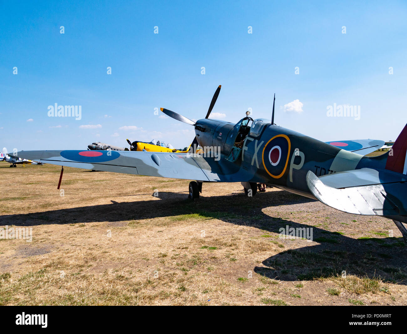 Supermarine Spitfire MKIX TD314 St George, Headcorn, Kent UK Stock ...