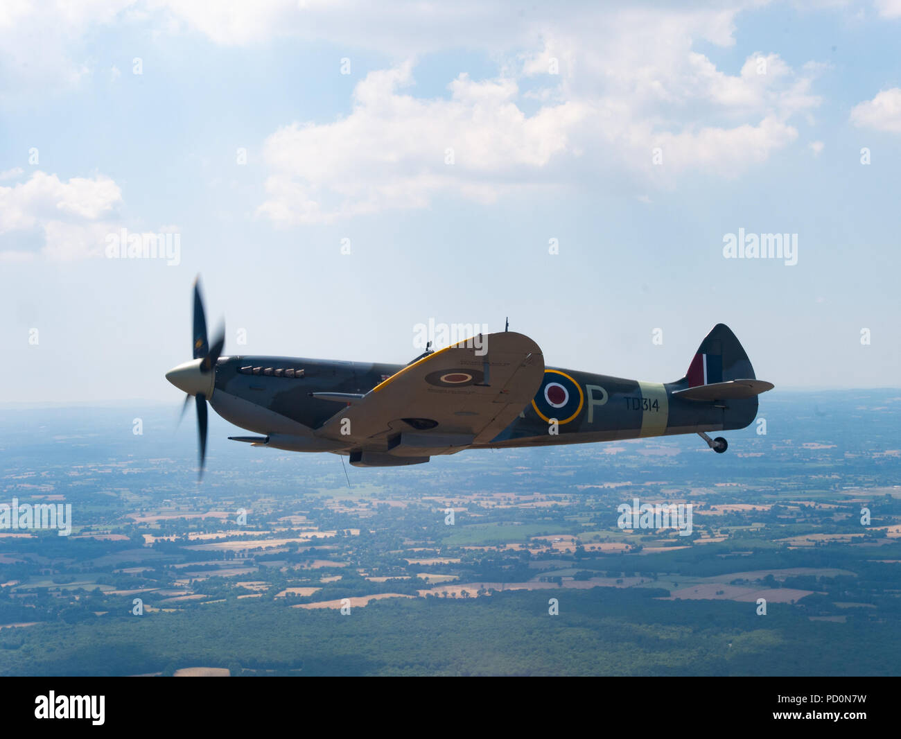 Supermarine Spitfire MKIX TD314 St George in flight, air-to-air ...