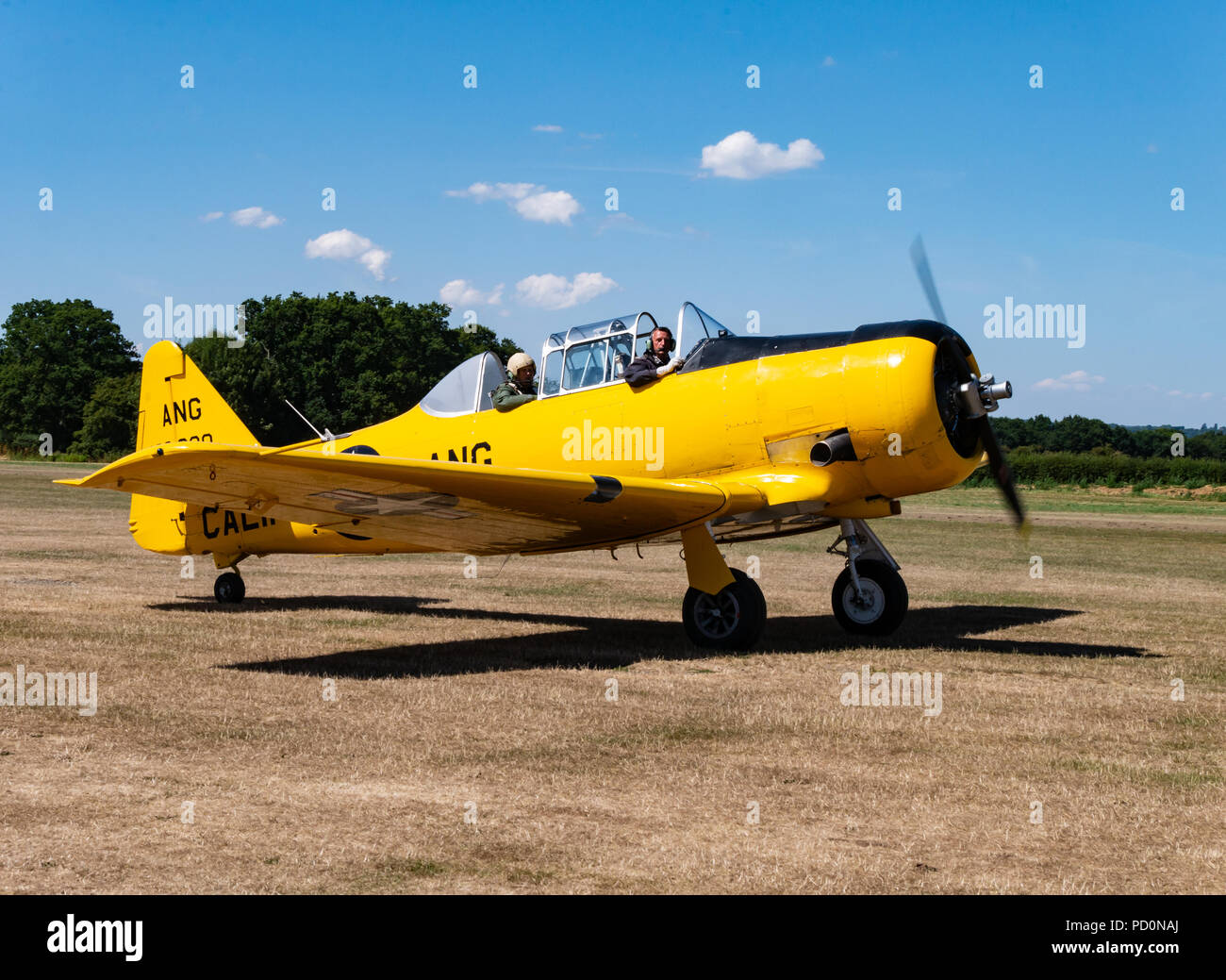 Harvard (T-6 Texan) WWII fighter aircraft Stock Photo - Alamy