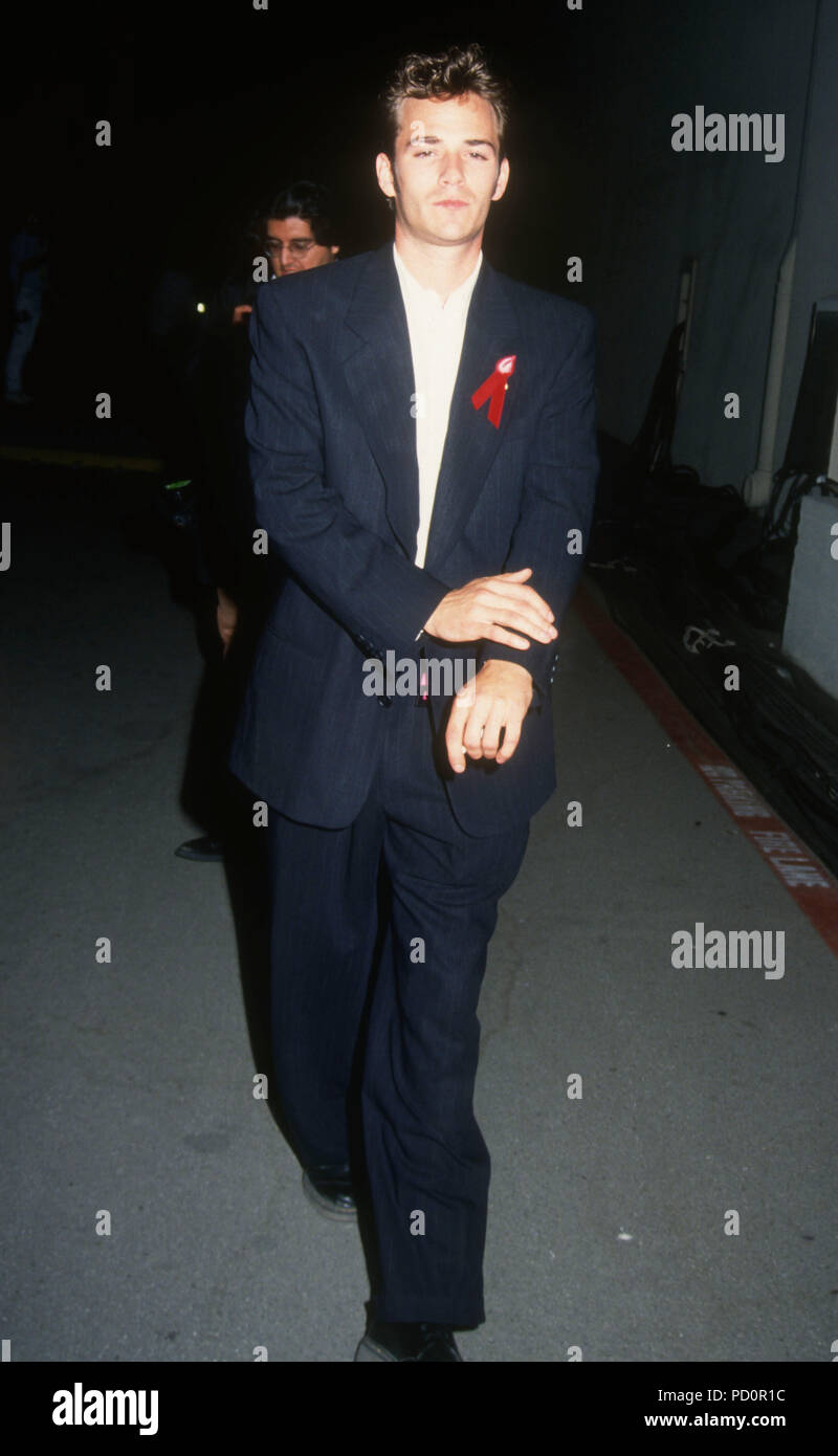 BURBANK, CA - JUNE 5: Actor Luke Perry attends the First Annual MTV ...