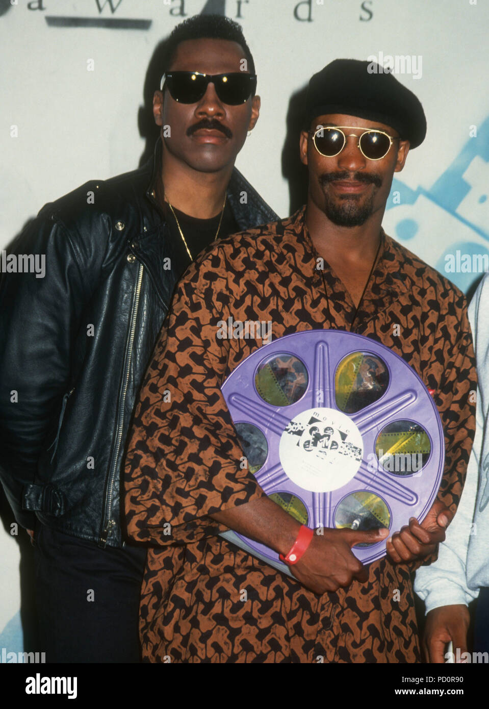 BURBANK, CA - JUNE 5: Actor Eddie Murphy and director John Singleton ...