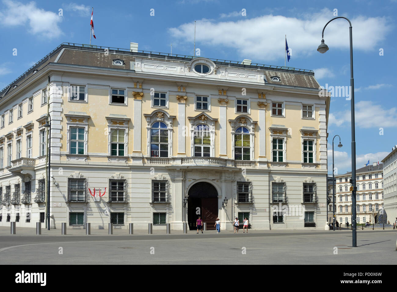 Federal chancellery in vienna austria hi-res stock photography and ...