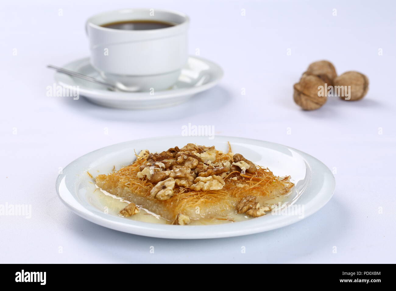 Turkish delicious dessert kadayif - kataifi Stock Photo - Alamy