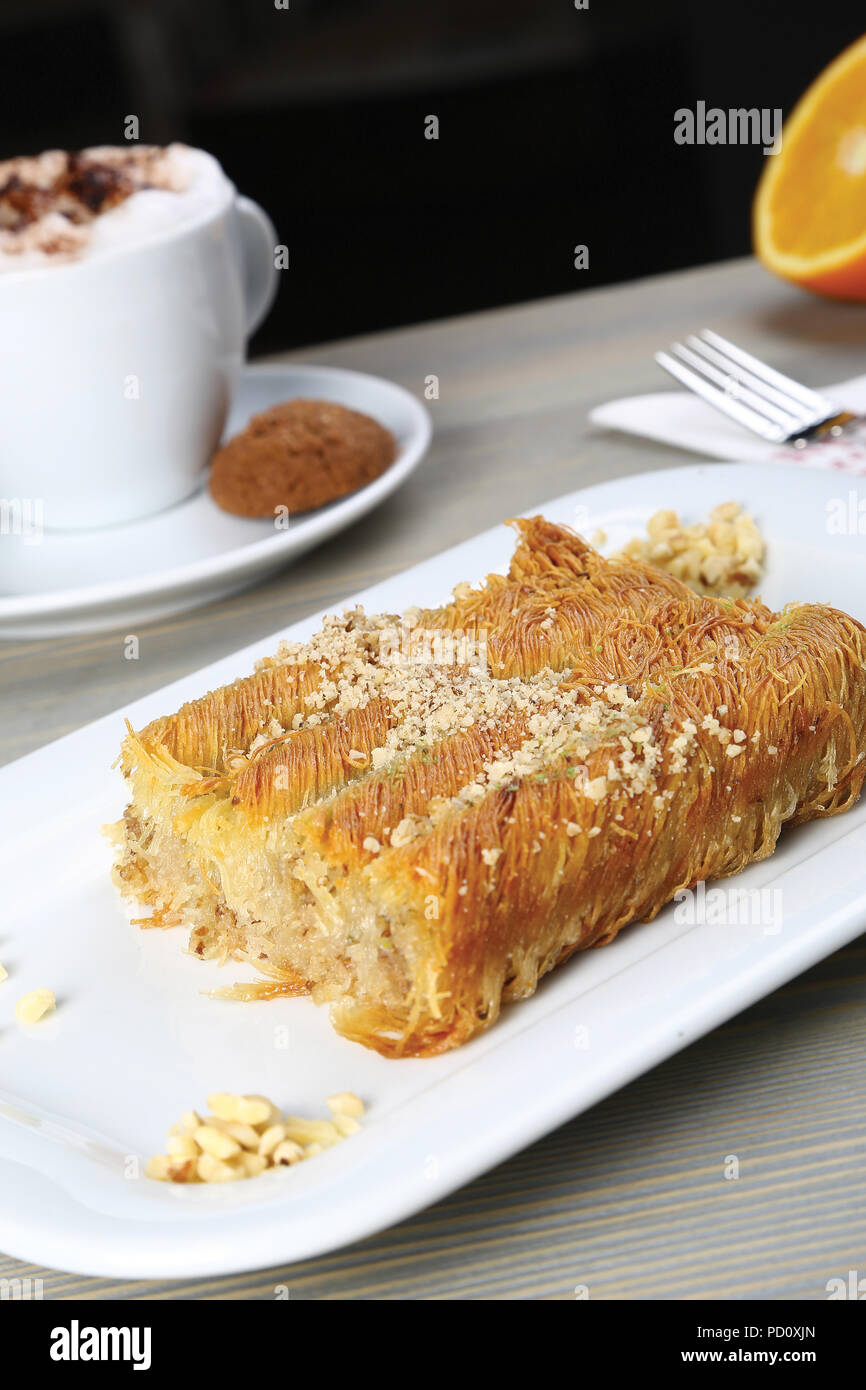 Turkish delicious dessert kadayif - kataifi Stock Photo - Alamy