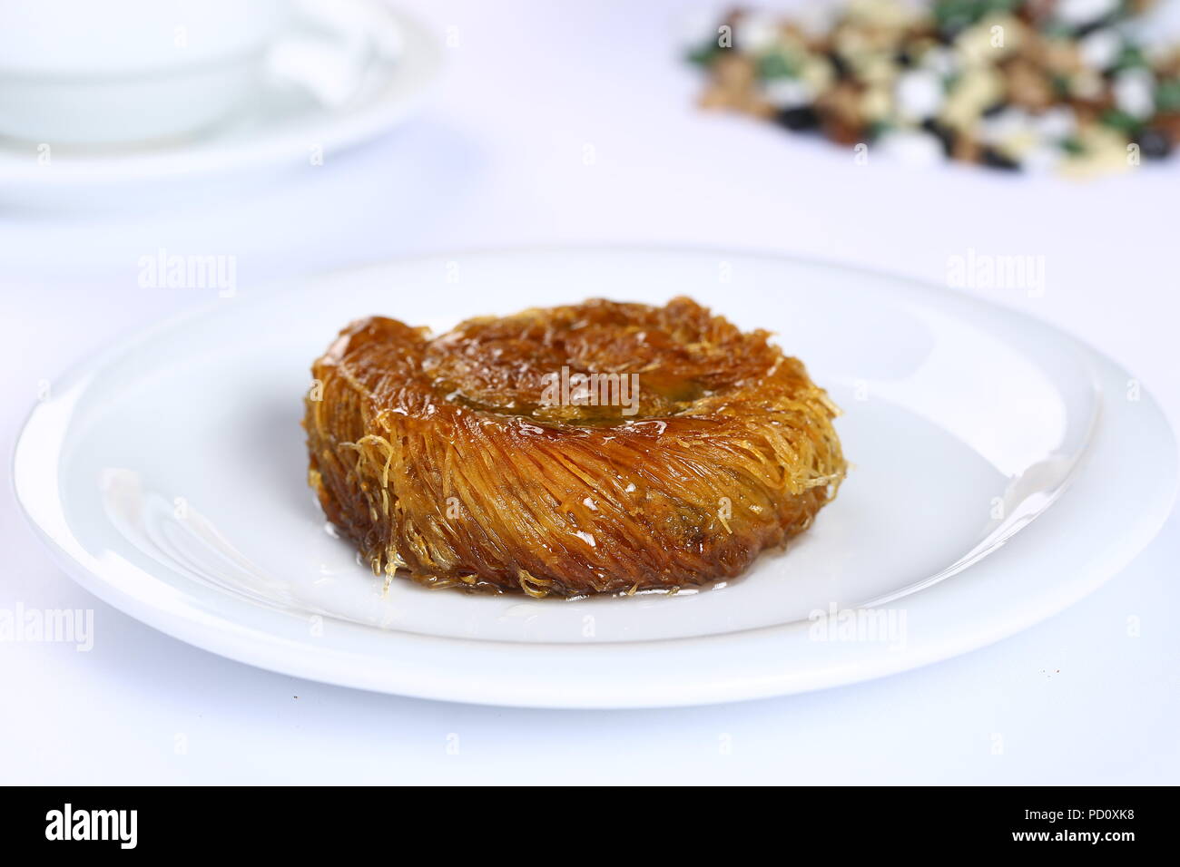 Turkish delicious dessert kadayif - kataifi Stock Photo - Alamy