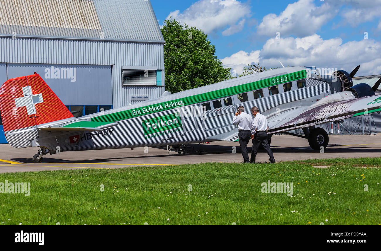 Junkers ju52 transport aircraft hi-res stock photography and images - Alamy