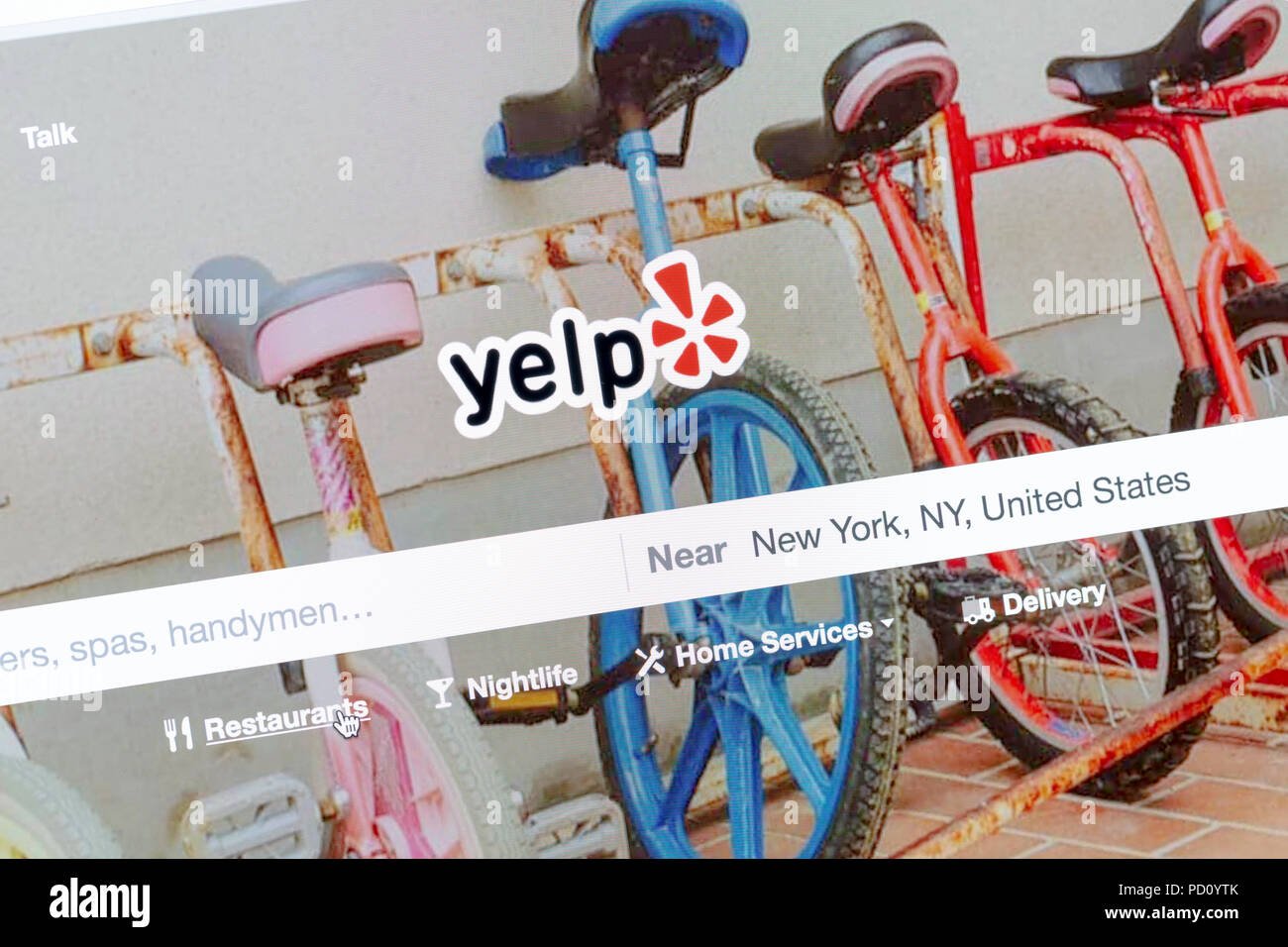 Website review page hi-res stock photography and images - Alamy