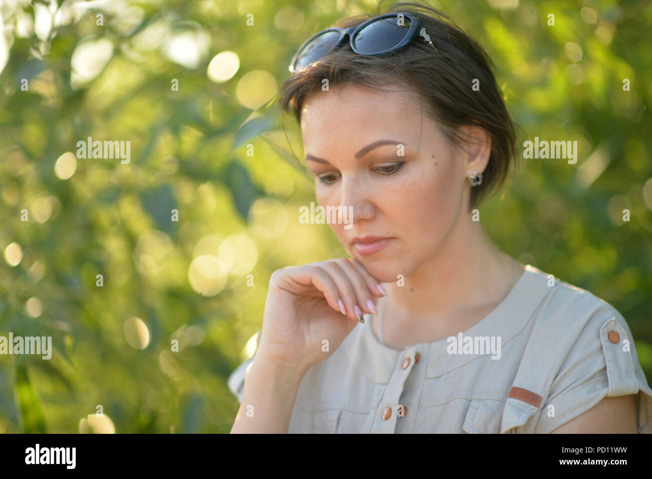Sad eyes woman hi-res stock photography and images - Alamy