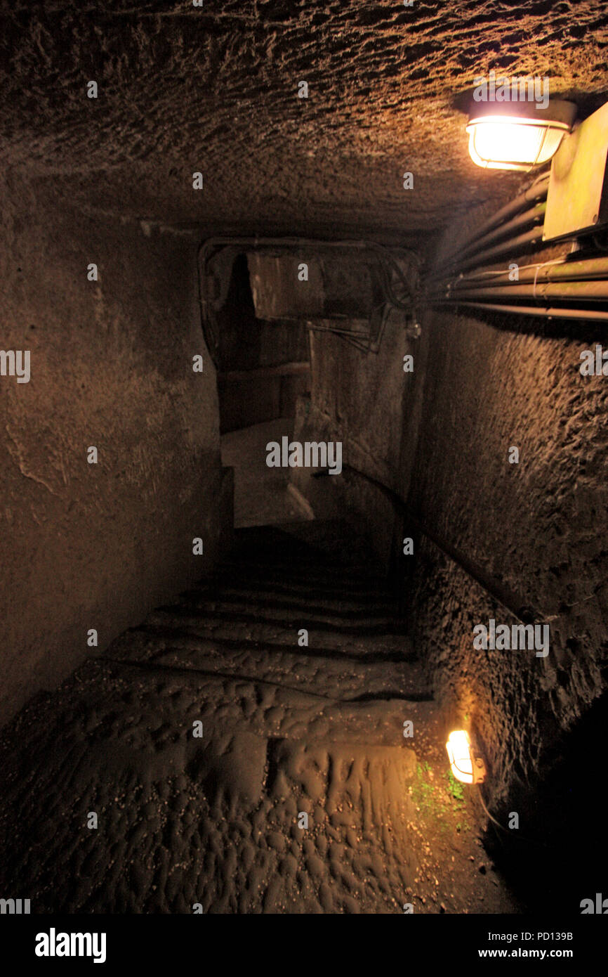 Napoli sotterranea underground naples hi-res stock photography and ...