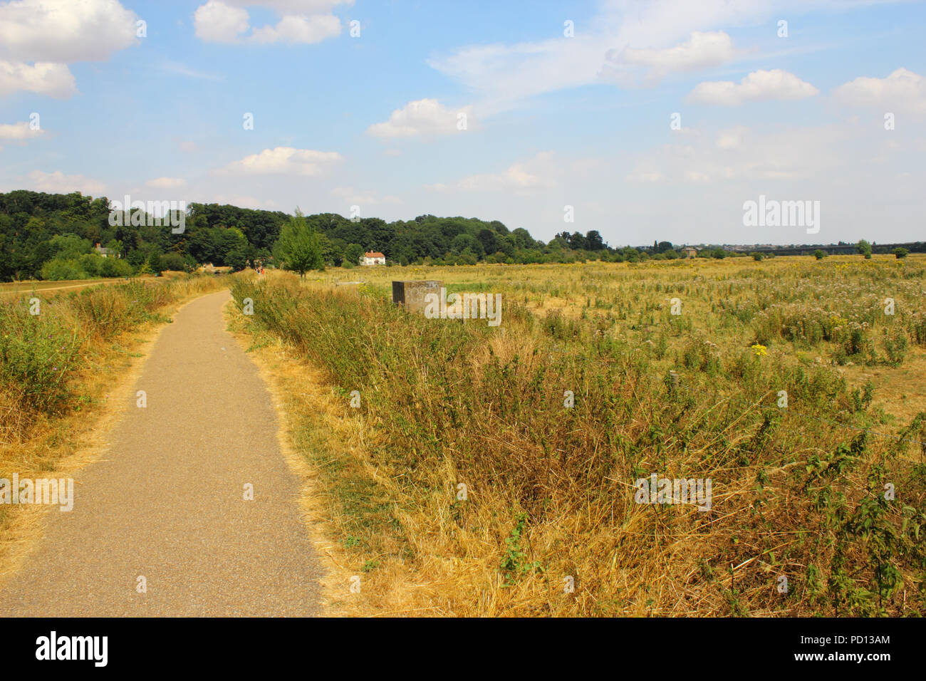 Hertford hartham common hi-res stock photography and images - Alamy