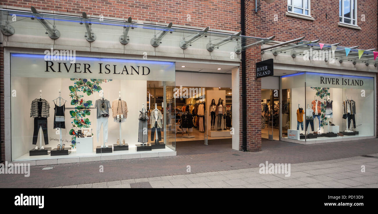 River island store uk hi-res stock photography and images - Alamy