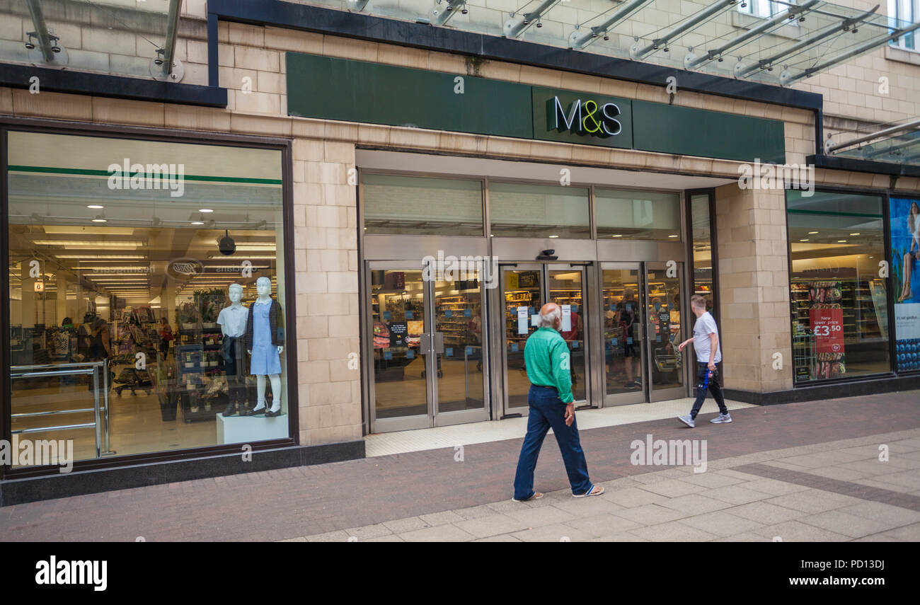 Marks and spencers exterior hi-res stock photography and images - Alamy