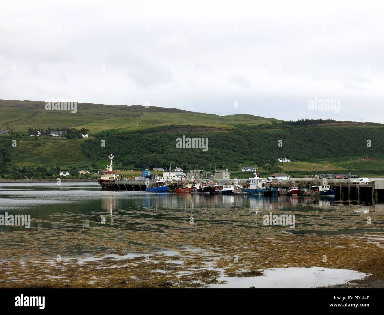 Uig ferry hi-res stock photography and images - Alamy