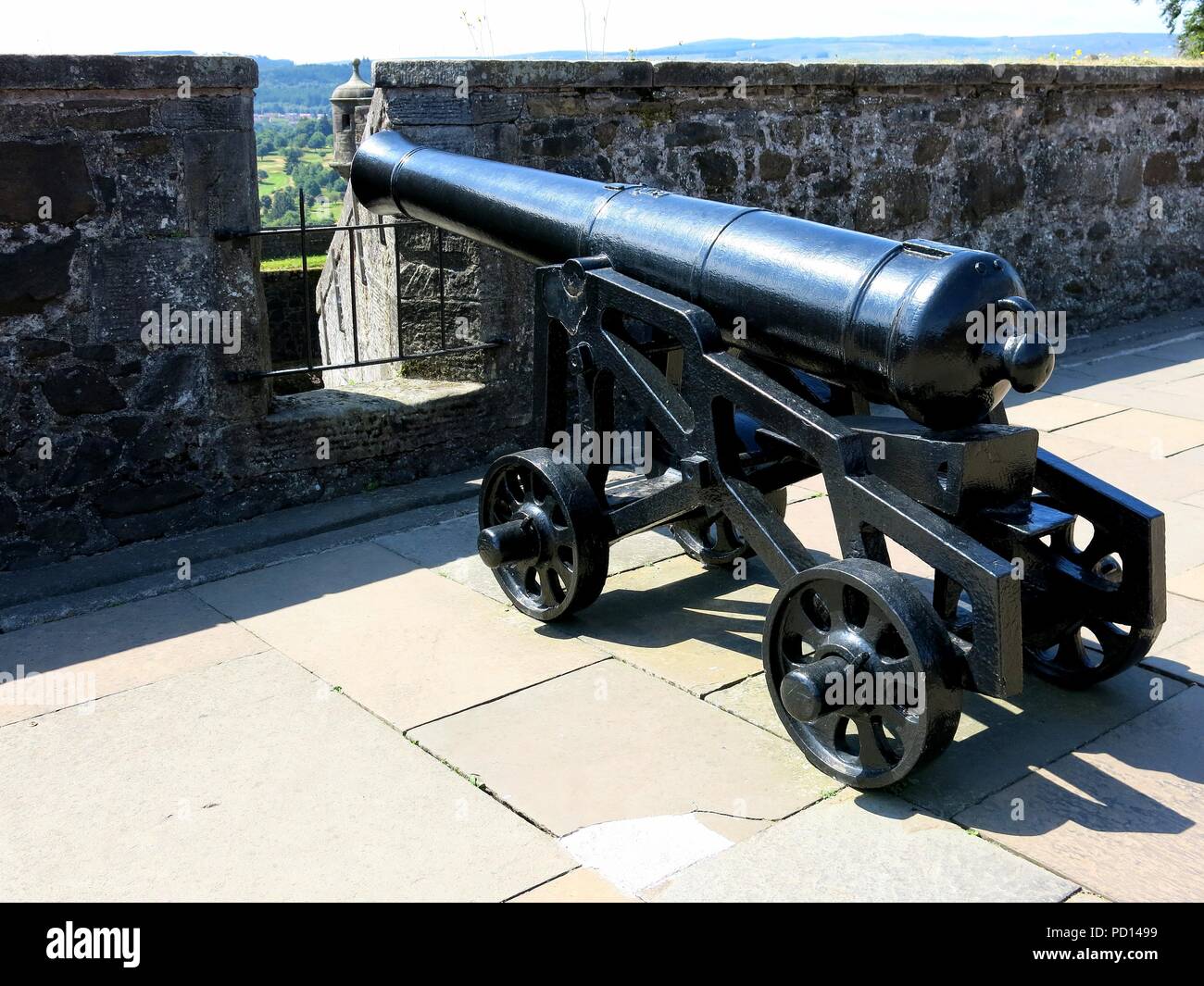 Cannon situated in Stirling castle, Scotland Stock Photo - Alamy