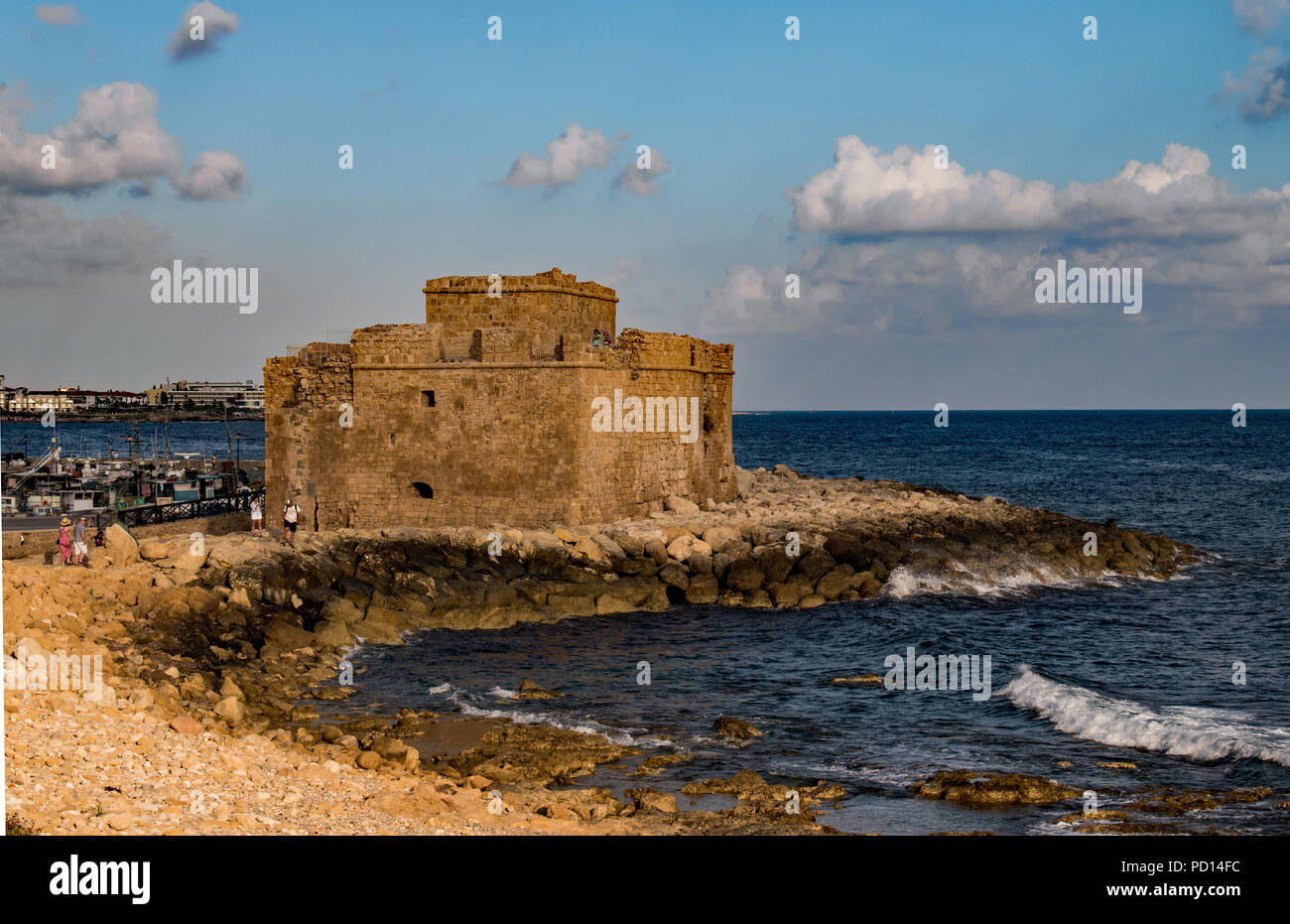Medieval castle paphos harbour hi-res stock photography and images - Alamy