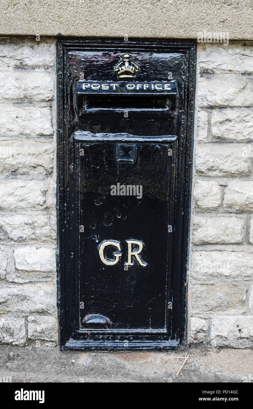 Unusual royal mail post box hi-res stock photography and images - Alamy